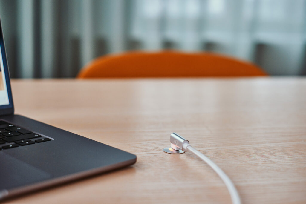 Ochno – One socket. For everything. Smart!